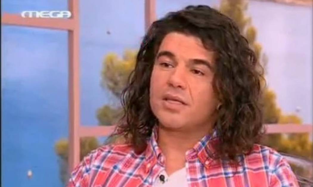 Νίκος Κουρκούλης: «Γελάω με κάποιους που το παίζουν τραγουδιστές ...