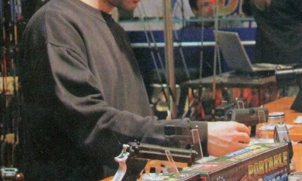 Ποιος ηθοποιός ενδιαφέρεται να αγοράσει όπλο; | Gossip-tv.gr