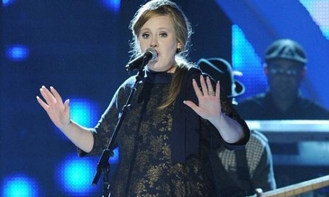 Γιατί σταμάτησε τη συναυλία της η Adele; | Gossip-tv.gr