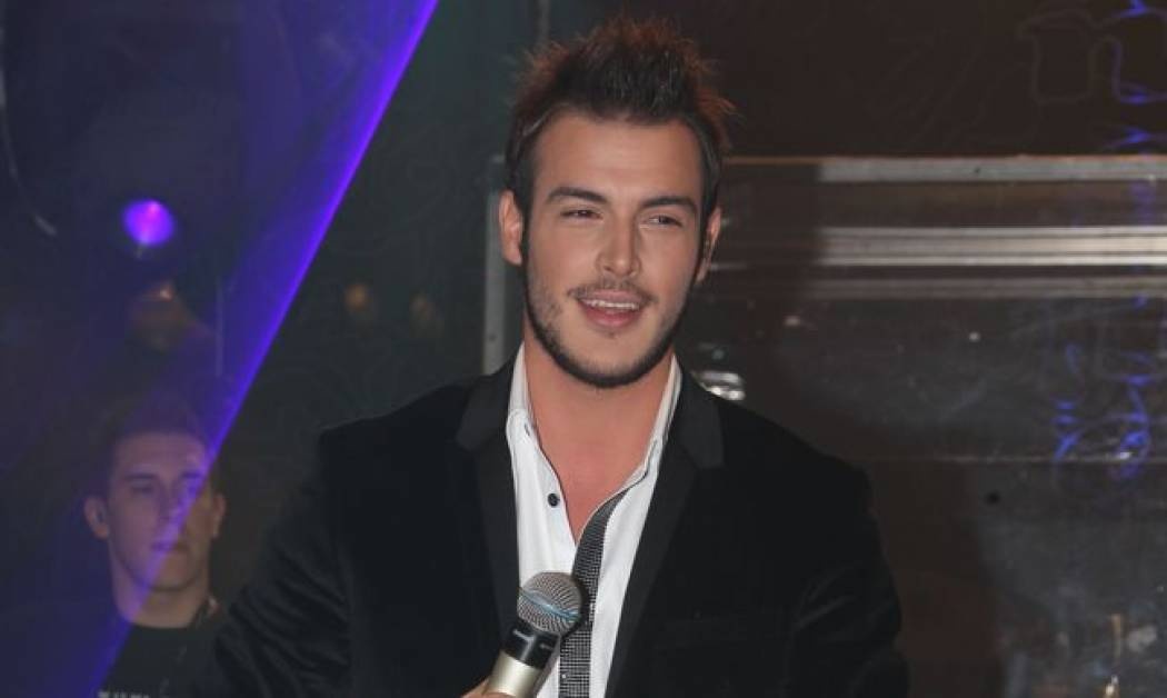 Θύμα απάτης ο Σάκης Αρσενίου! | Gossip-tv.gr