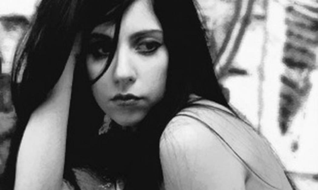 Αναρωτιέστε ποια είναι η Stefani Germanotta; Και όμως είναι η ...