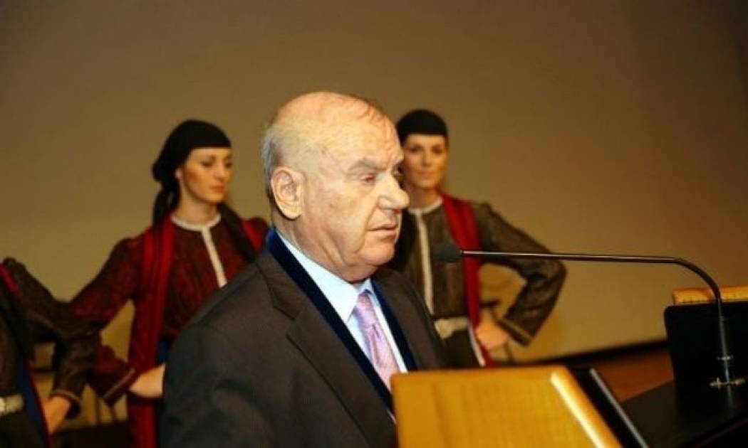 Αλέκος Κιτσάκης: Πέθανε «το αηδόνι της Ηπείρου» | Gossip-tv.gr