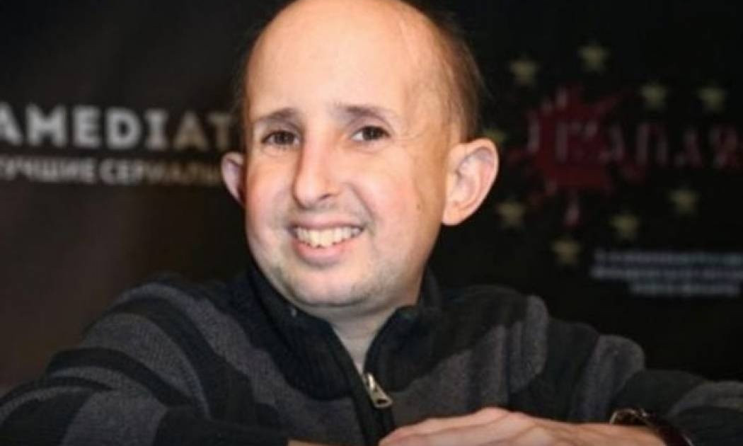 Ben Woolf: «Έφυγε» από τη ζωή ο Meep του American Horror Story | Gossip ...