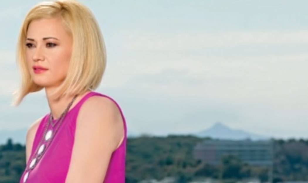 Ραχήλ Μακρή: Θα πάθετε πλάκα με τη φωτογράφιση και τη δήλωσή της ...
