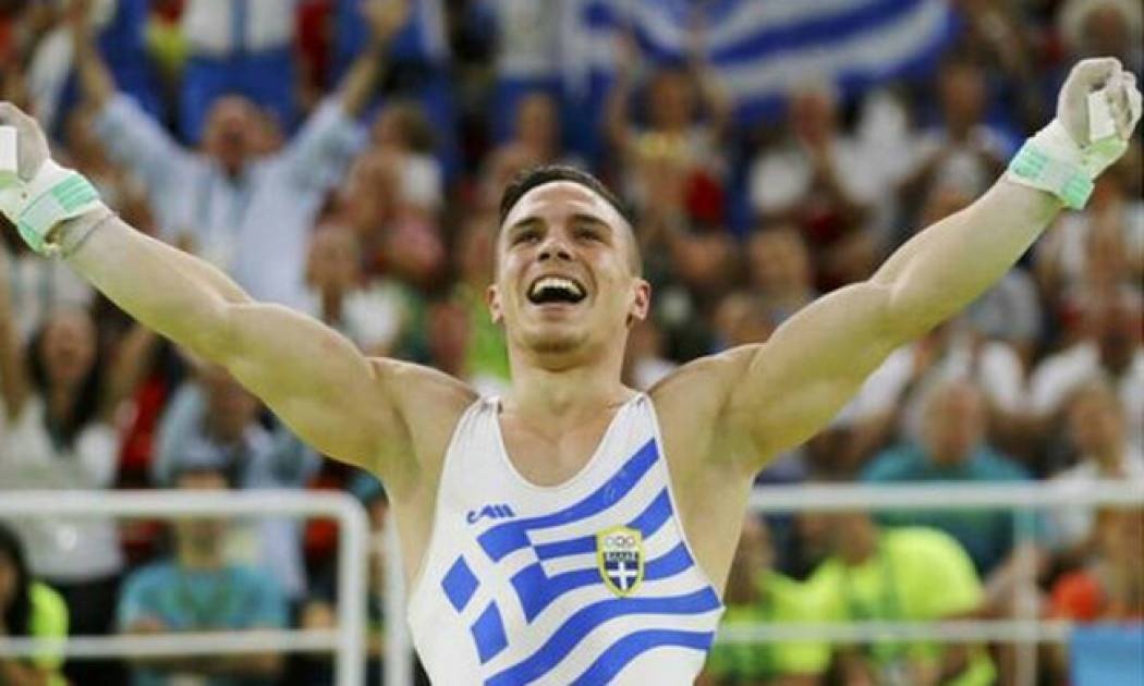Μπράβο στον Λευτέρη Πετρούνια! Τα ποστ των επωνύμων για το χρυσό ...
