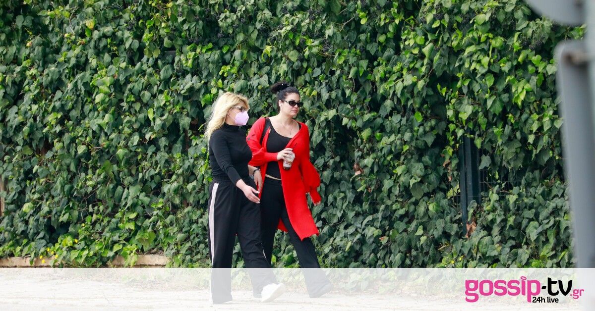 Μαρία Κορινθίου: Βιαστική και με casual looκ στη νέα της έξοδο με τη ...