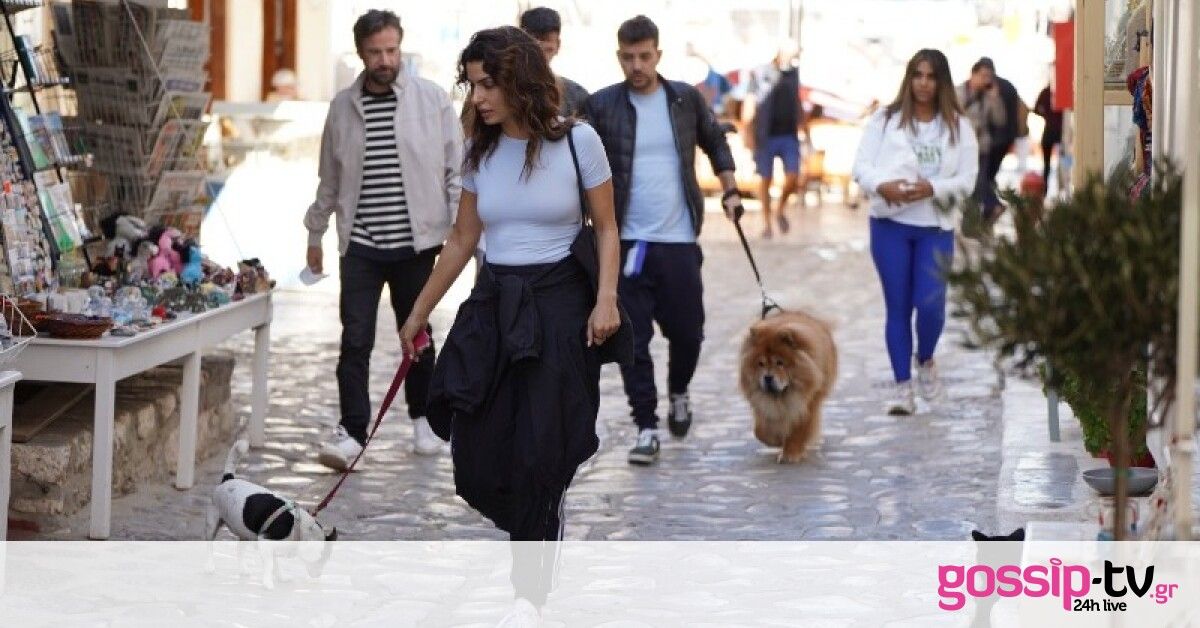 Τόνια Σωτηροπούλου - Κωστής Μαραβέγιας: Πρωινή βόλτα στην Ύδρα μετά τον ...