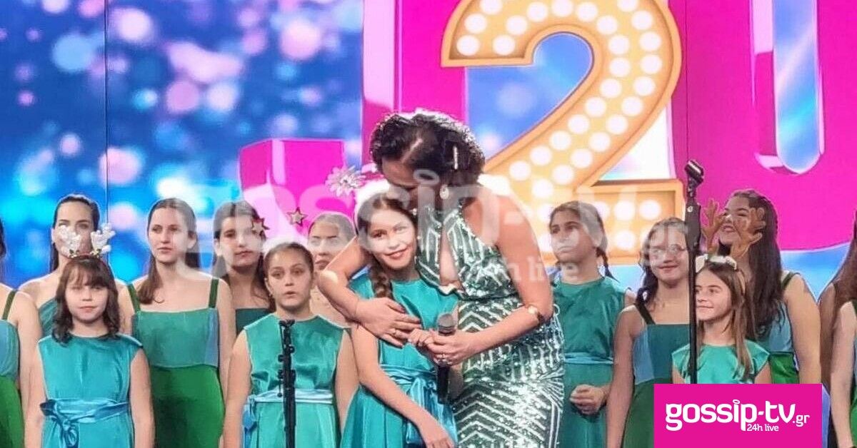 Αποκλειστικό: J2US: Οικογενειακή υπόθεση- Η Φωτεινή Δάρρα τραγούδησε με τον άντρα και την κόρη ...