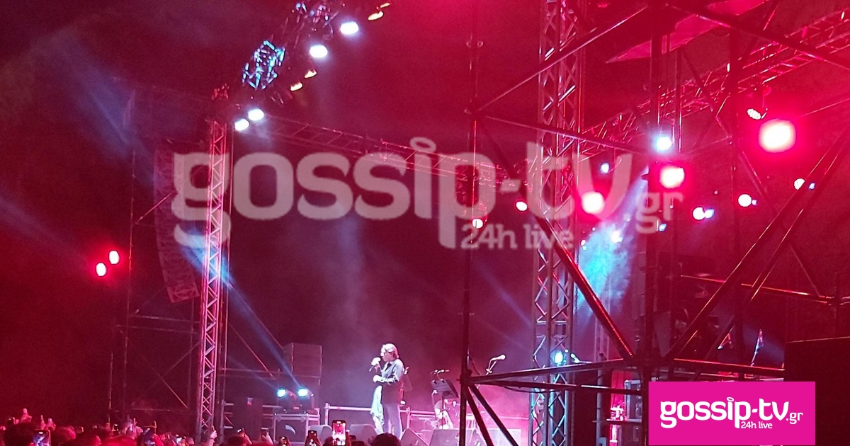 Σασμός: Ο Γιάννης Κότσιρας ερμήνευσε live τα τραγούδια της σειράς και ...