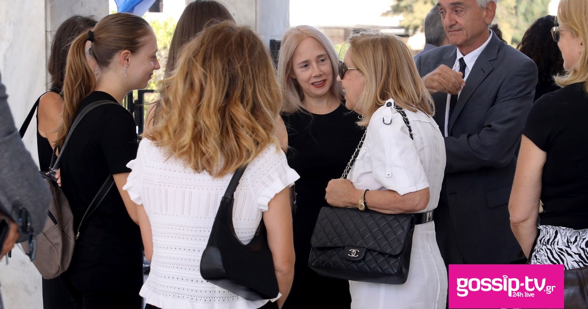 Μνημόσυνο 40 ημερών από τον θάνατο της Μαρίας Ψαθά - Οι καλλιτέχνες που ...
