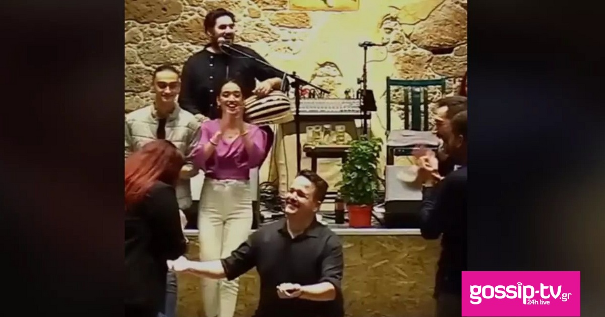 Viral-Κρήτη:Λυράρης σταμάτησε το τραγούδι και έκανε πρόταση γάμου στην ...