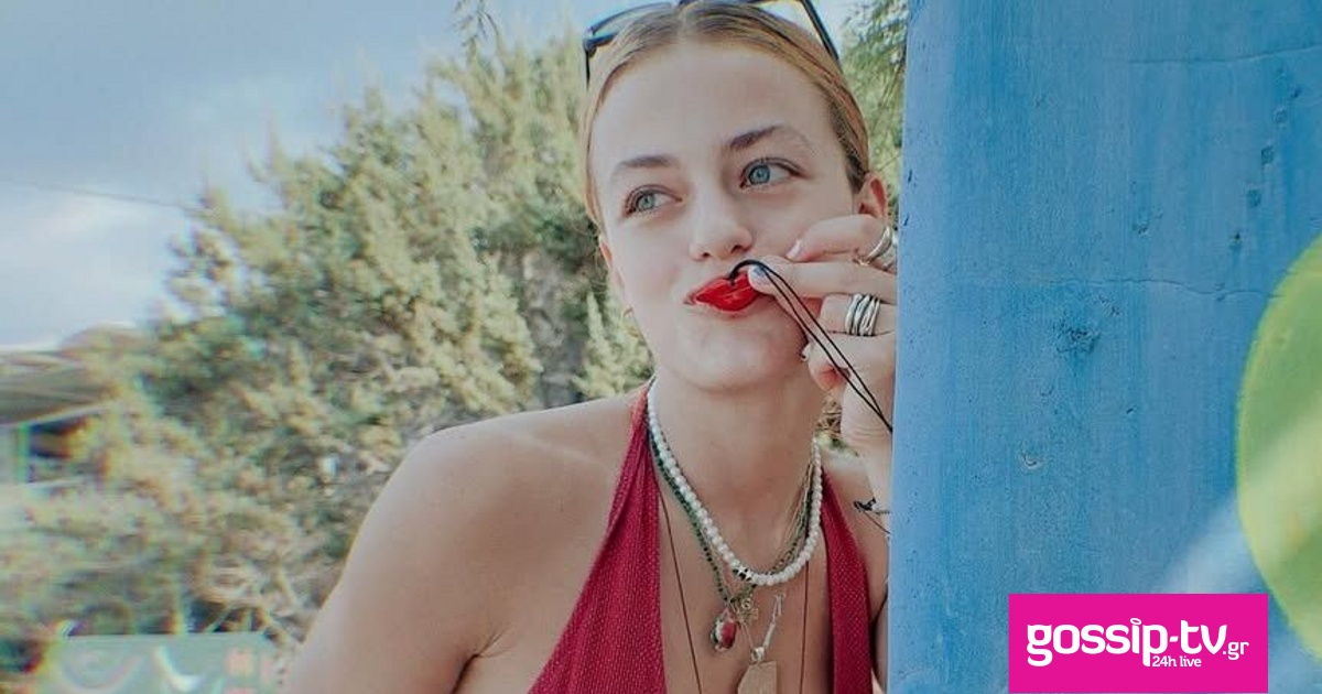 Γαία Μερκούρη: Πόζαρε με κόκκινο μπικίνι στην παραλία - Οι διακοπές της ...