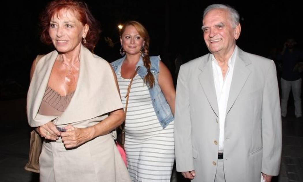 Λευτέρης Παπαδόπουλος: Στο Ηρώδειο με την γυναίκα και τη κόρη του ...