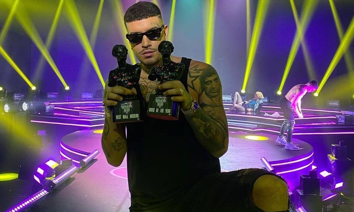 Snik: Το νέο του tattoo που μας άφησε με το στόμα... ανοιχτό! Δεν θα το ...