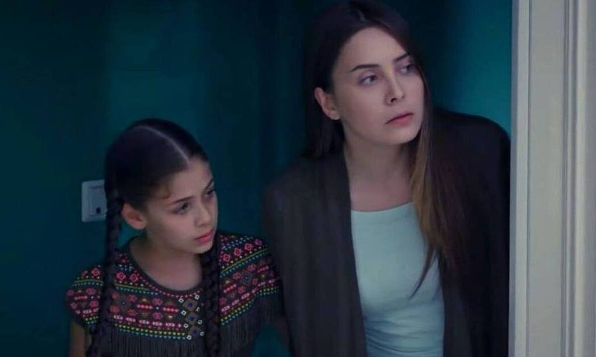 Elif: Η Μελέκ συνειδητοποιεί πως κάτι δεν πάει καλά με τη Ματσιντέ ...