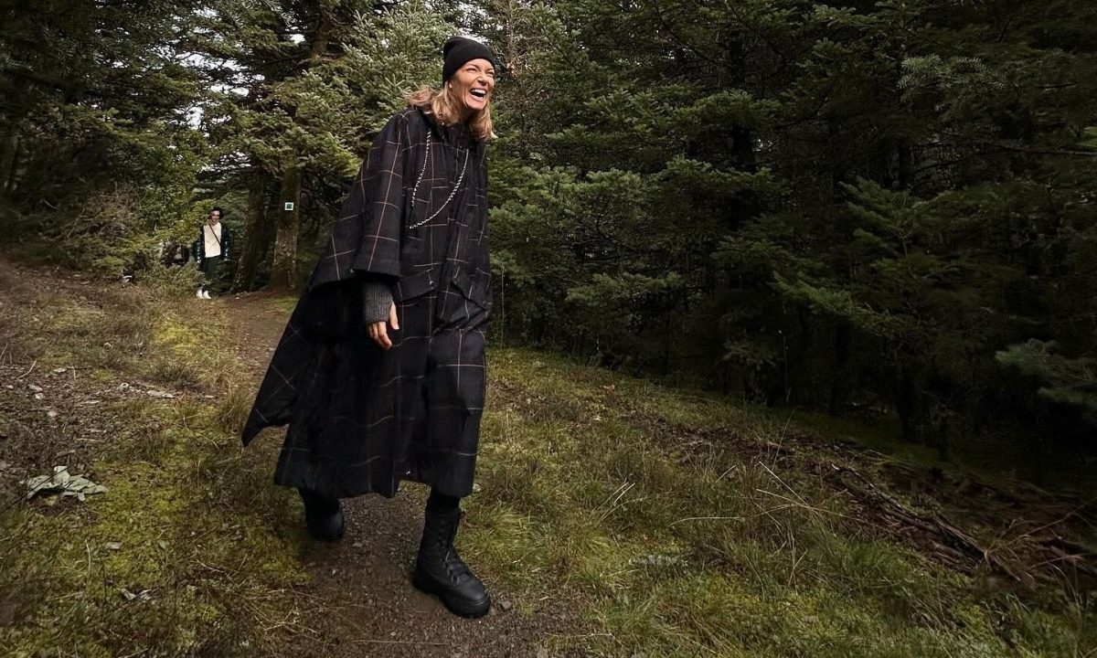 Βίκυ Καγιά: Καρέ καρέ η απόδρασή της σε χωριό της Αρκαδίας λίγες μέρες ...